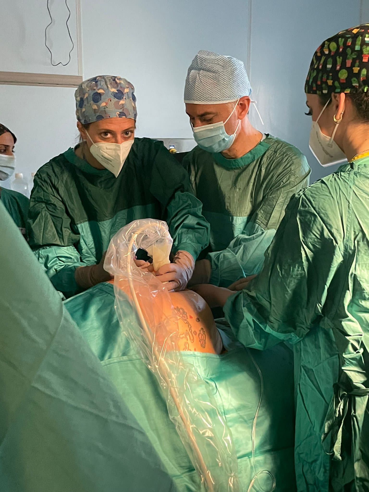 Operati in utero alla 26° settimana di gestazione due gemellini affetti ...