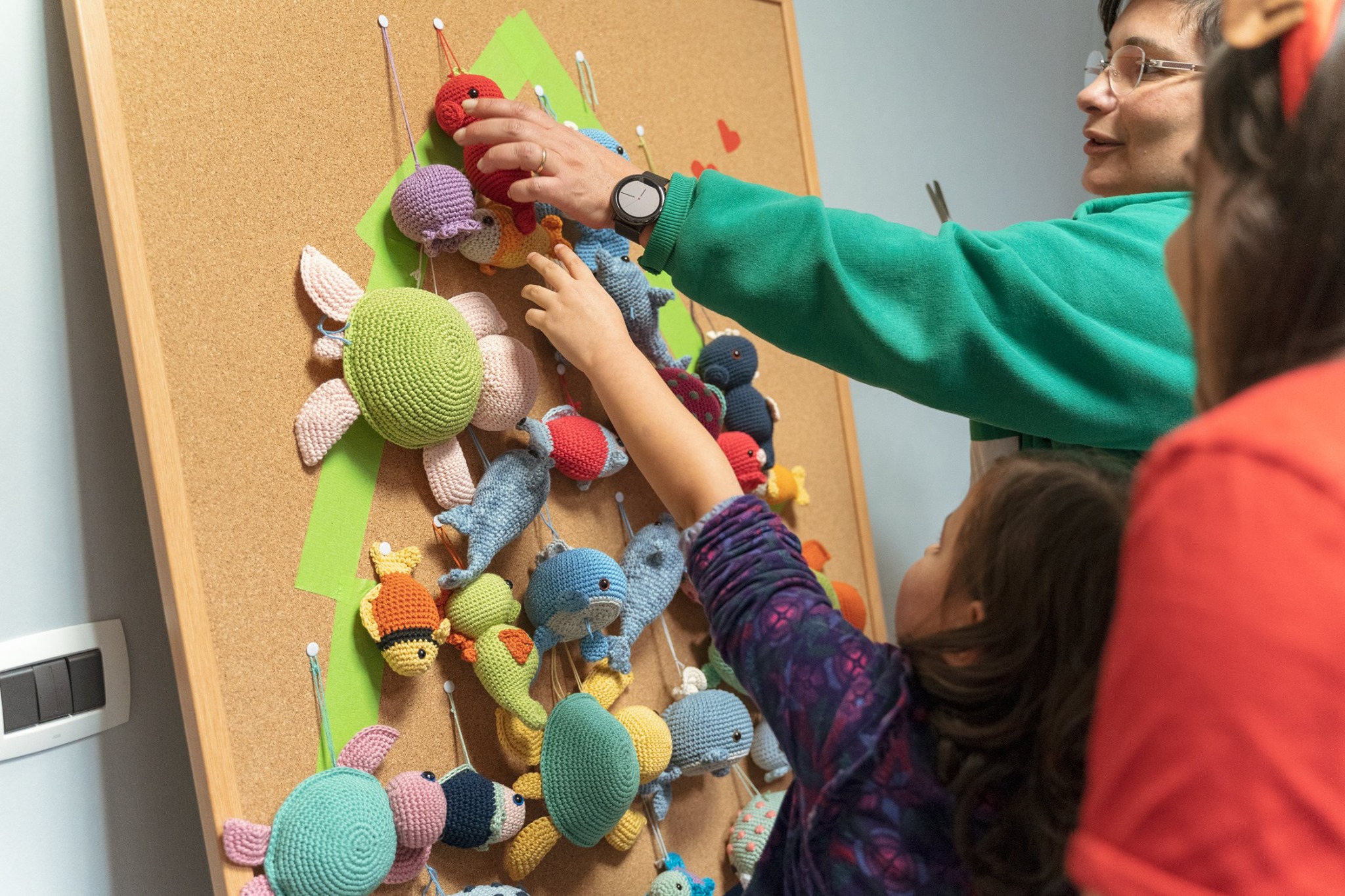 Natale al Gemelli: tra doni, auguri e risate… momenti di allegria per ...